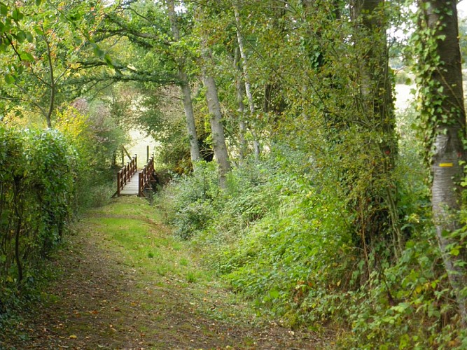 Circuit du Lême - Parcours marche - Les baux-de-breteuil | Cirkwi