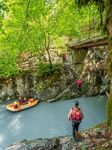 Itinéraire pédestre : rando'bus Les Gorges des Tines - Parcours marche ...