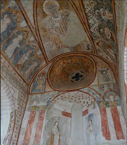 Château, église et abbaye - Pignols : église Sainte-Magdeleine - Pignols