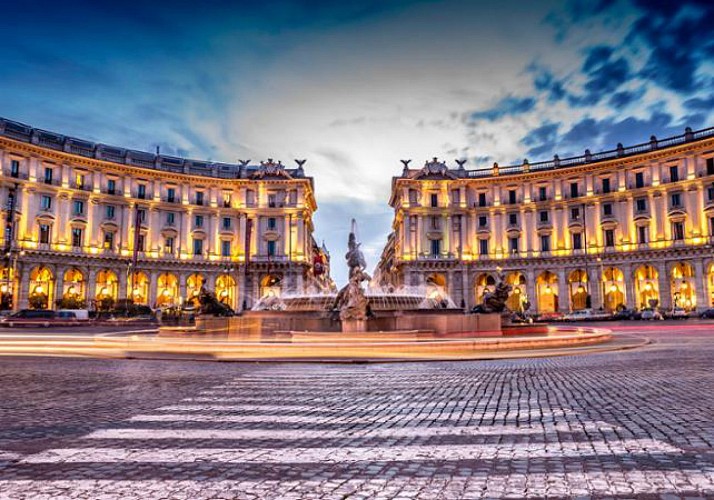 Andere - Traditionelles Abendessen und Ballett-Oper La traviata in der ...