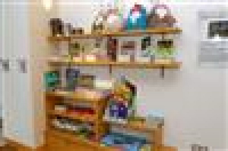 Farm shop - Boutique de la Maison des Fromages de Chèvres - Celles-sur ...