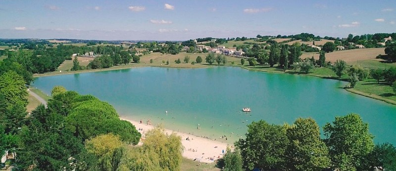 Autres - Repas convivial au bord du lac - Lougratte